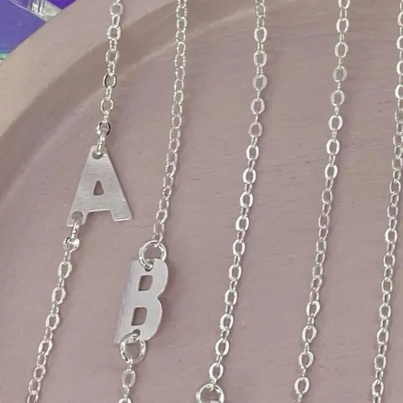 COLAR LETRA INICIAL - Cor de Luz